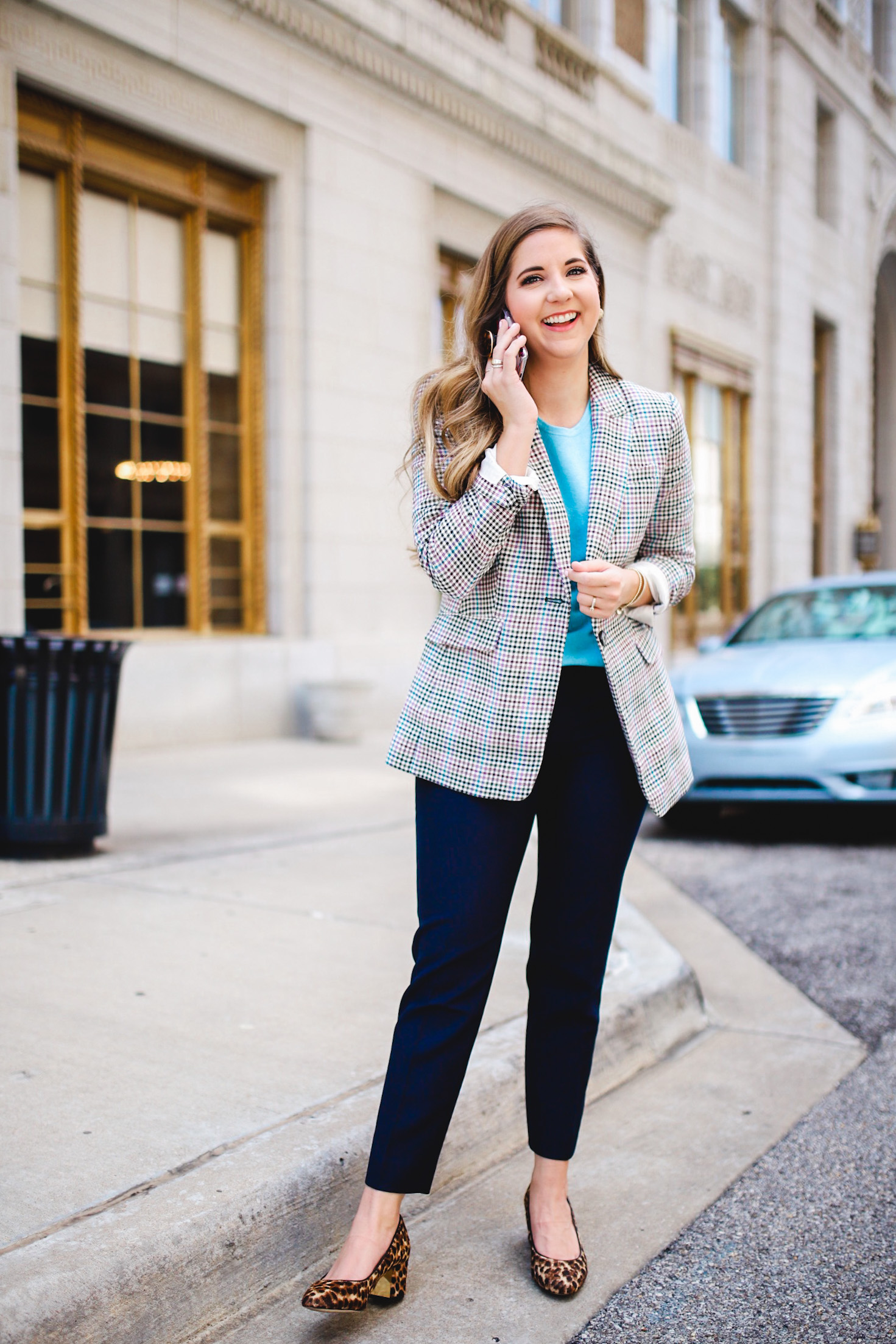 Workwear Outfit Guide and Closet Staples - Thrifty Pineapple