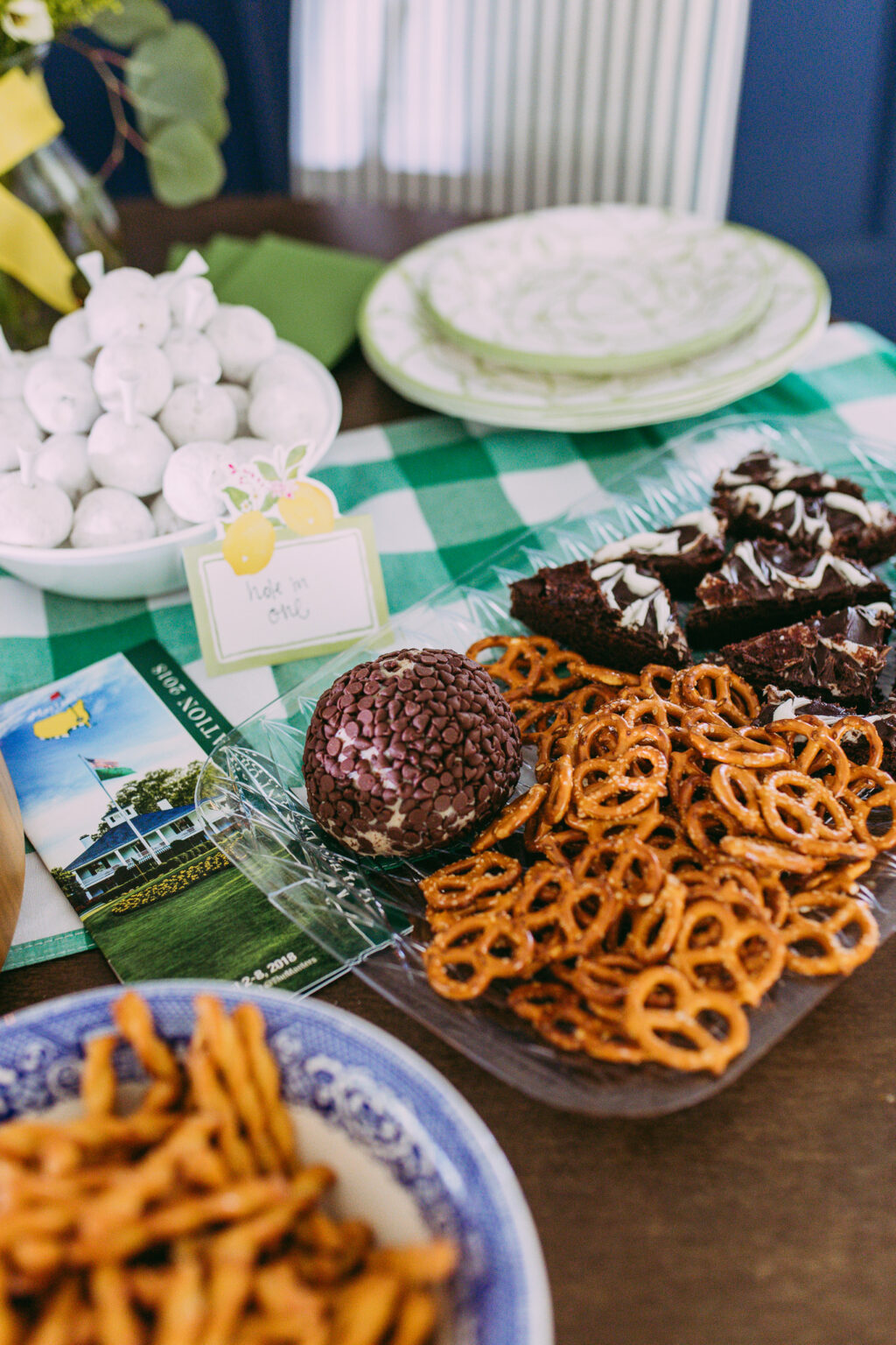 How to Throw the Perfect Masters Party - Thrifty Pineapple